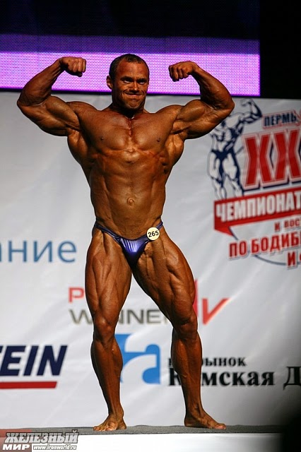 Worldwide Bodybuilders: Russian bull Vladislav Kuznetsov