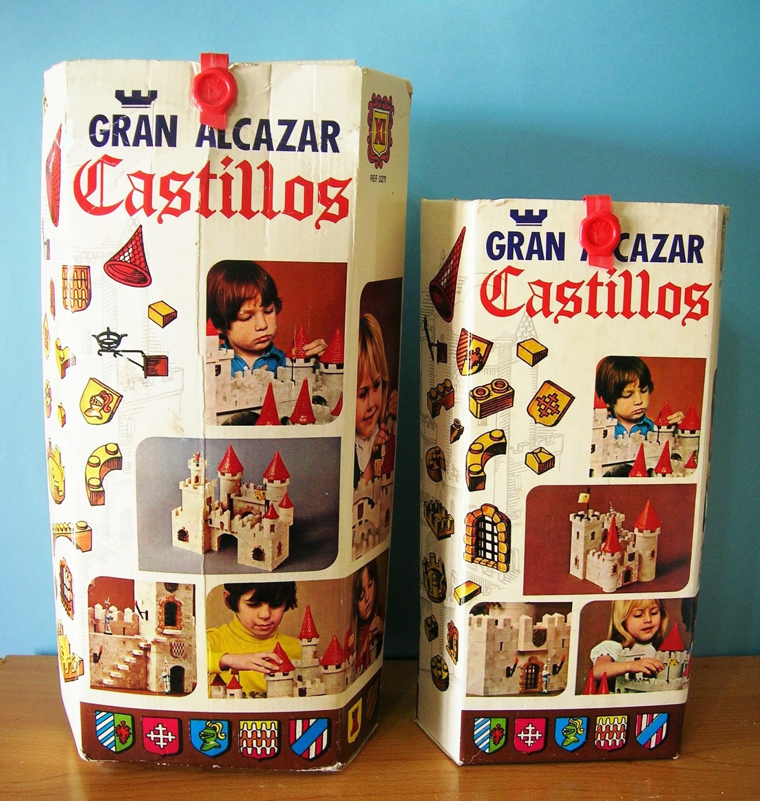 EXIN CASTILLOS ¡ EL JUGUETE QUE HACE HISTORIA ! ... para construir mil ...