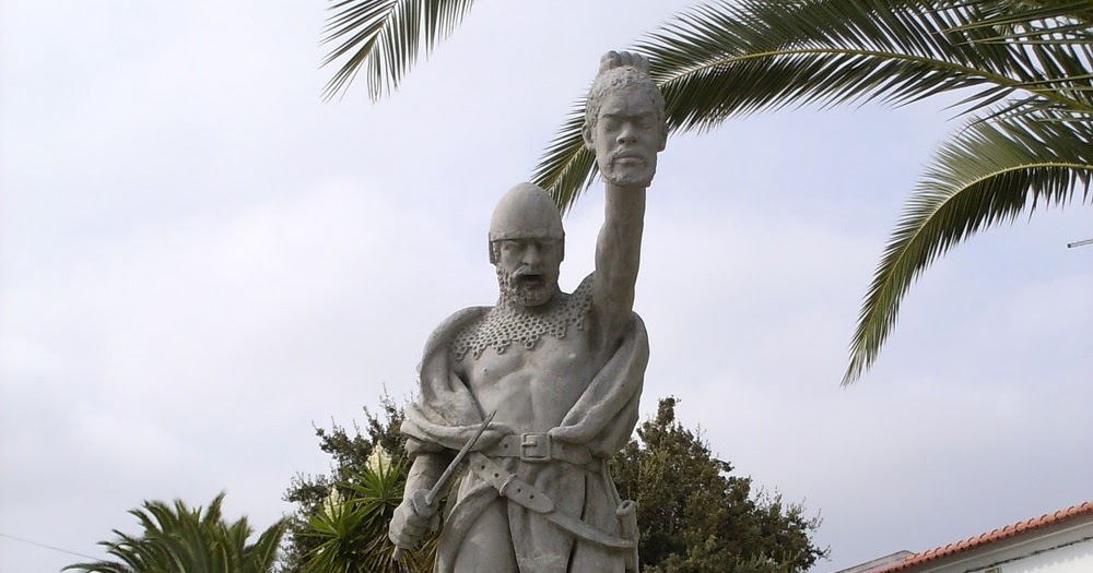 daily timewaster: The Portuguese know how to statue
