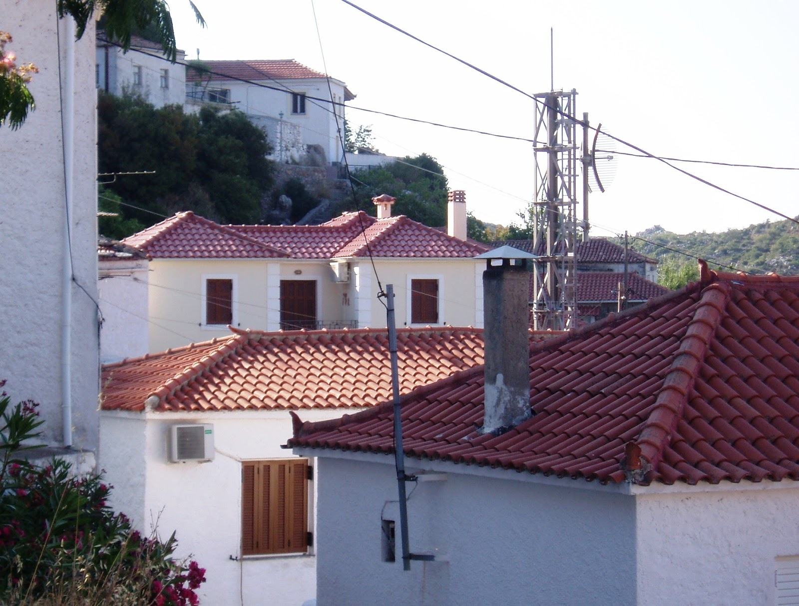 σπυρος πετρολεκας: εικόνες απο τον ΧΑΡΑΚΑ