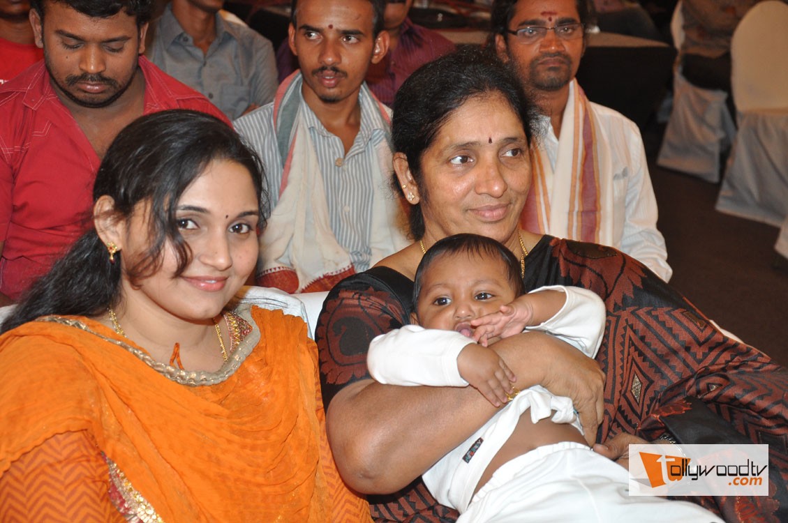 Allari Naresh Family at Kevvu Keka Audio Launch | Tollywoodtv