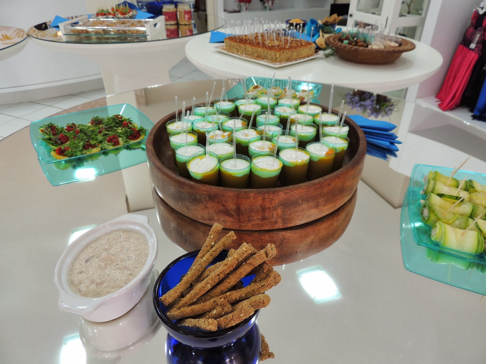 Z. Comunic: Douché comemora dois anos com evento natural.