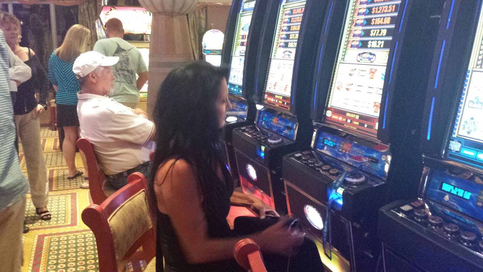 Lion News: Sandra Grazzini-Rucki Caught Stabbing Co-Defendant Dede ...