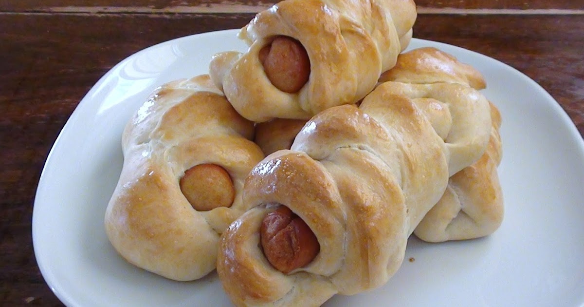 zsuzsa is in the kitchen: WIENER ROLLS - VIRSLIS KIFLI