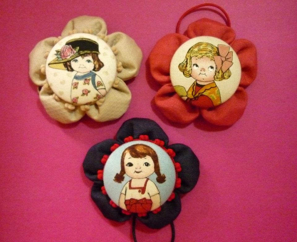 coletero flor tela abullonado con muñeca recortable