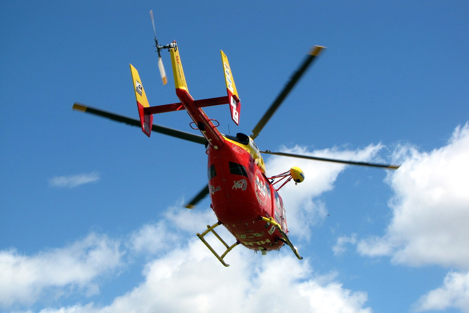 NZ Civil Aircraft: Westpac Rescue Helicopter Action at Whitianga