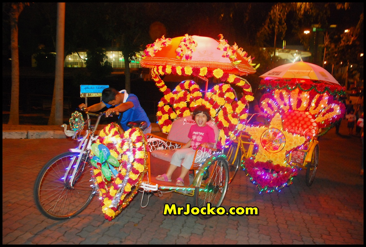 Pengalaman Naik Beca Melaka