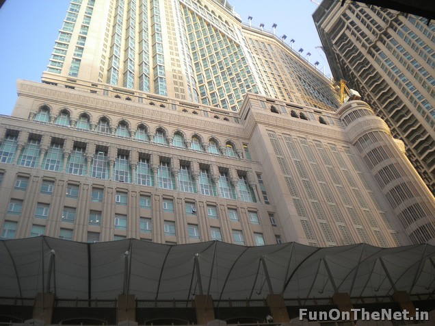 BeSt MeGa StrUCtuReS: Makkah Royal Clock Tower