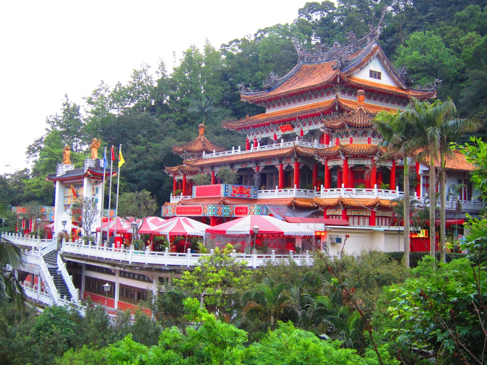 Terence's Time Out: A fun day on the Maokong Gondola