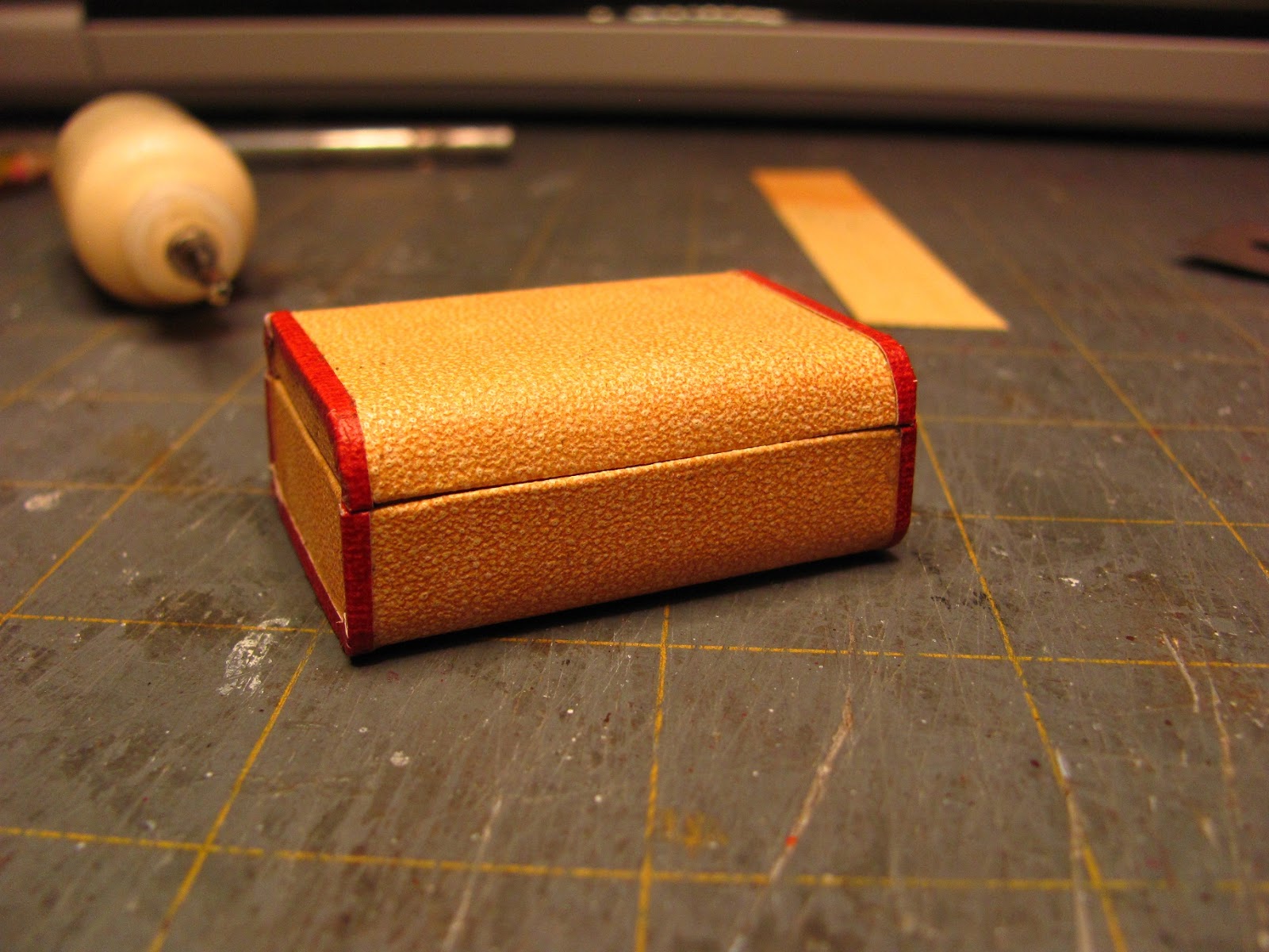 Dollhouse Miniature Furniture - Tutorials | 1 inch minis: May 2017