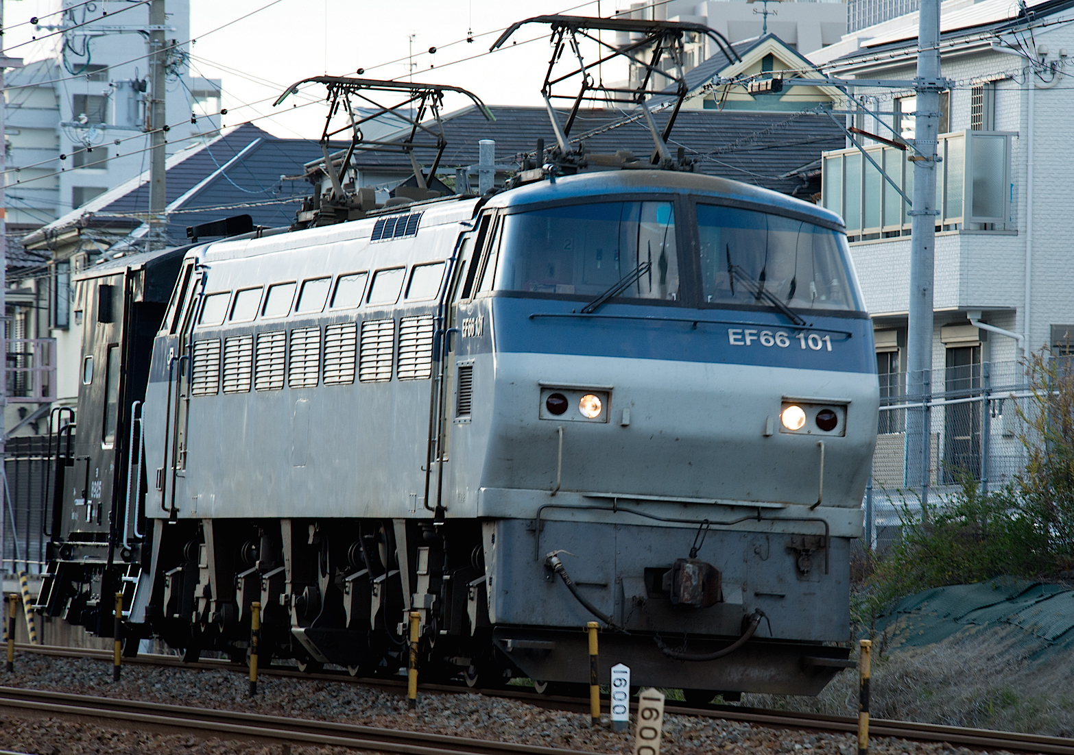 東海道本線 さくら夙川・芦屋間 EF200 EF65 EF66 223系 225系