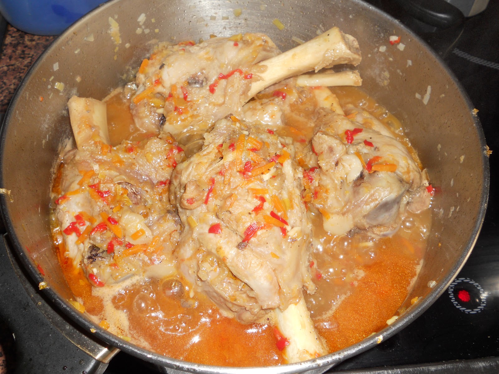 Jeanca y su Cocina: Codillo Guisado