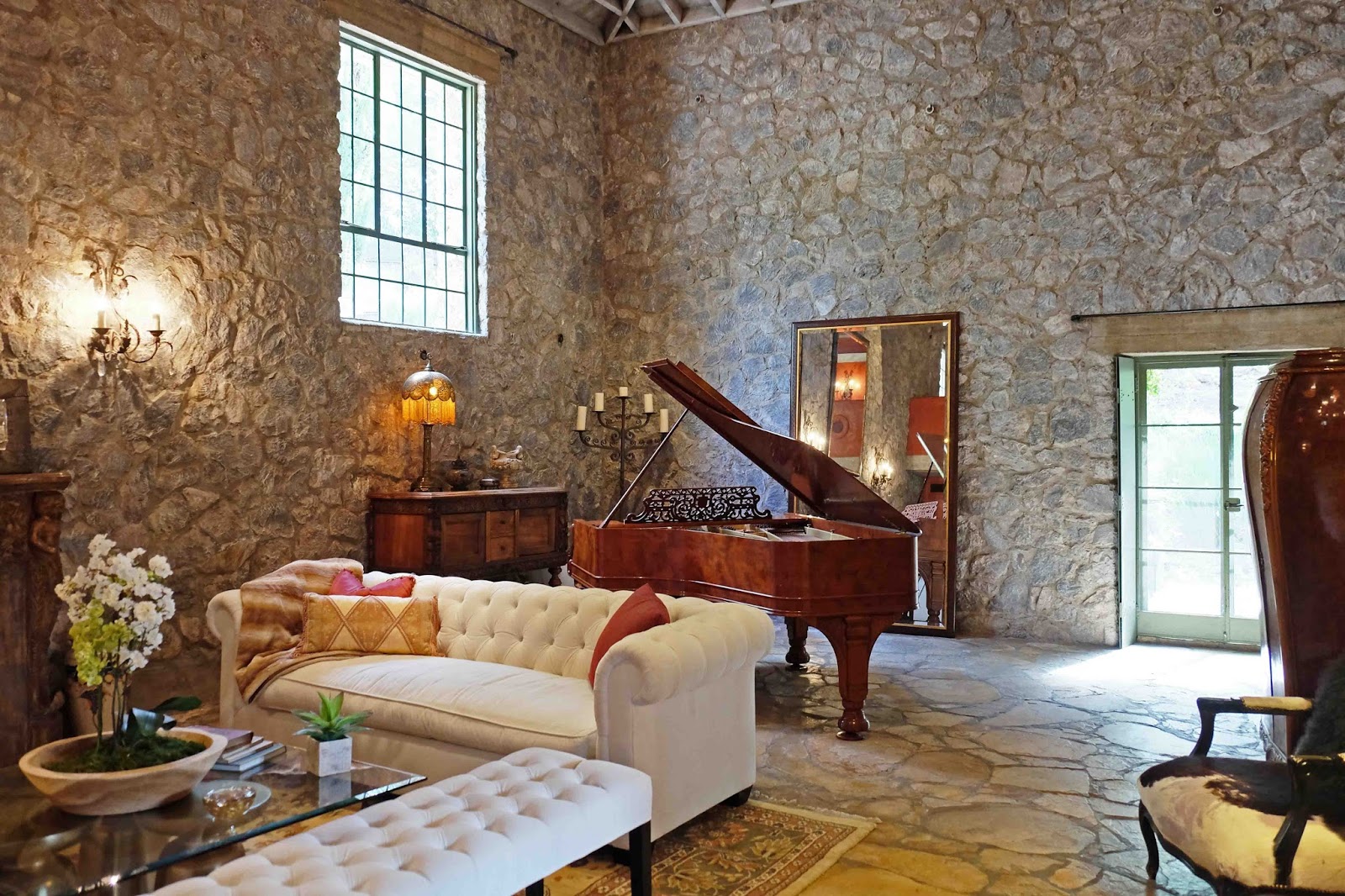 TOM PETTY'S STUNNING MALIBU LAKE HOUSE FOR SALE