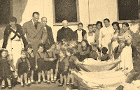 el mirador de les dones: LES NOTIS DE LA MANOLITA (abril 11)