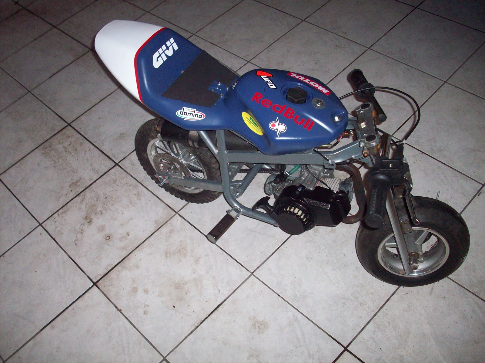 2-STROKE ENGINES AND MOTORCYCLES: MINIMOTO "SPECIAL"