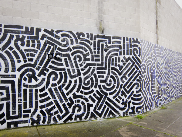 GORGEOUS SHINY THINGS: Maze Craze-Idea for Kid's Room Wall Design