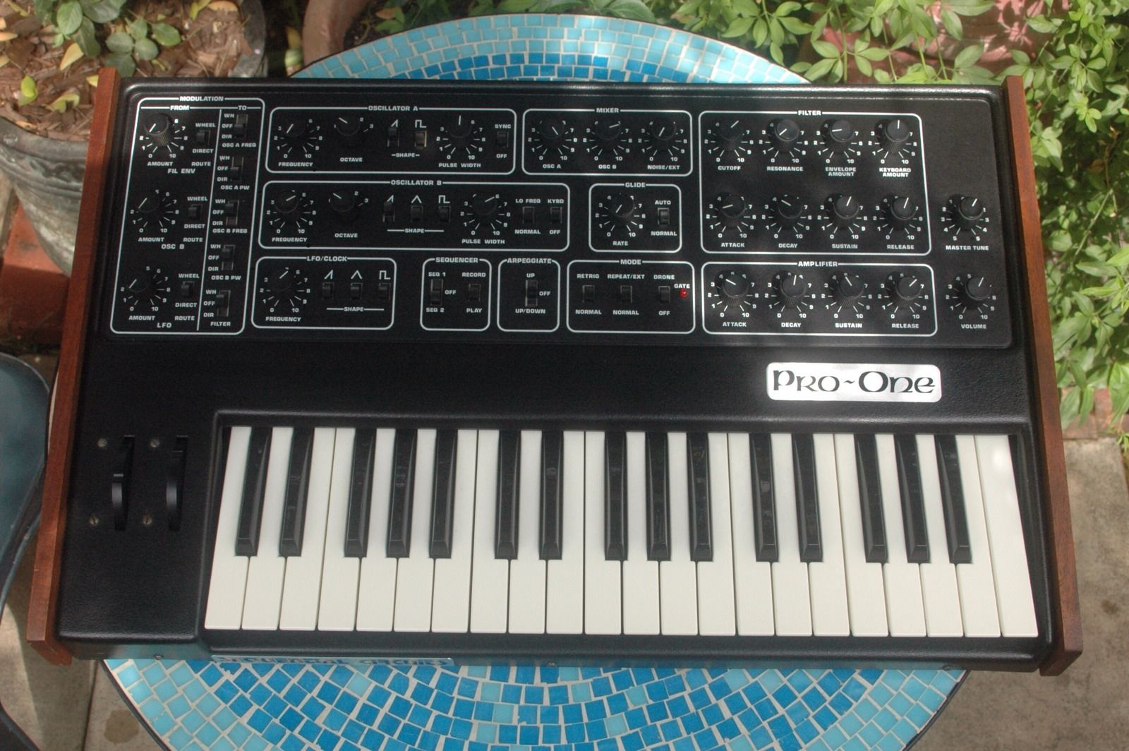 MATRIXSYNTH: Sequential Circuits Pro One Analog Synthesizer