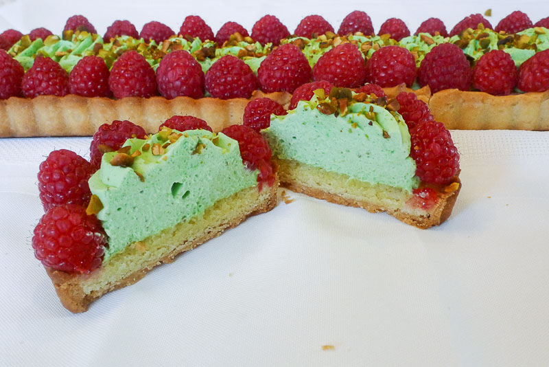 Simply Delicious : Raspberry Pistachio Tarts