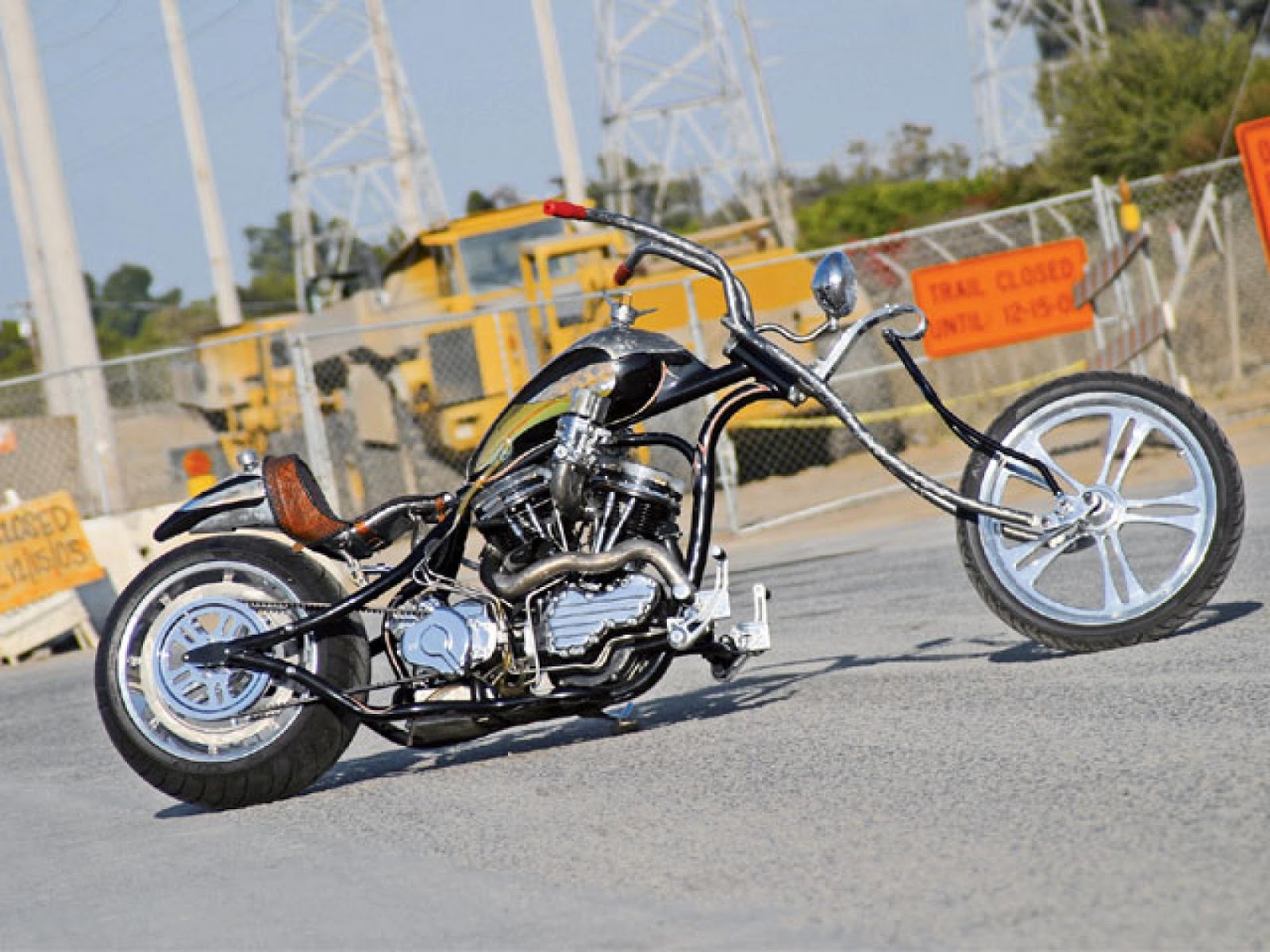 dWrenched - Kustom Kulture and Crazy Bikes: dWRENCHED