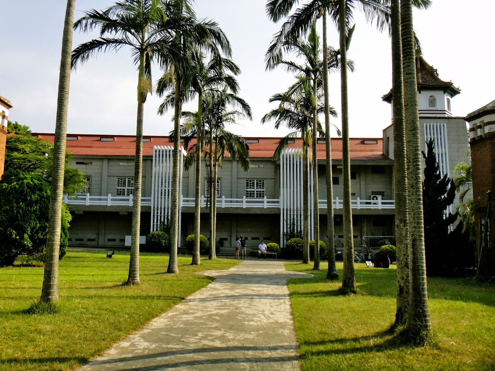 Taiwan Travel: Tamkang Senior High School, Tamsui | Wandering Fel