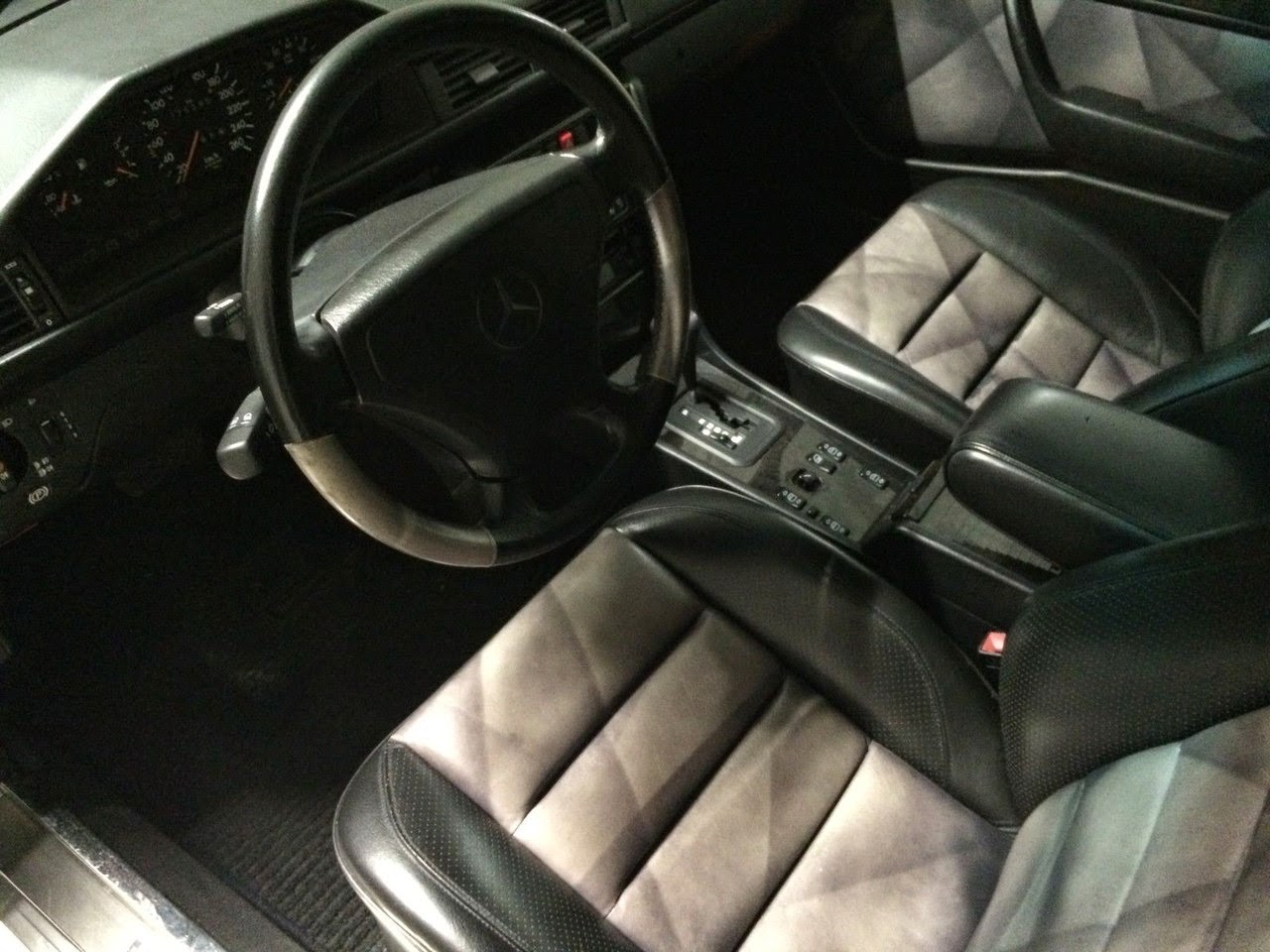 Mercedes-Benz W124 E500 Limited Edition | BENZTUNING