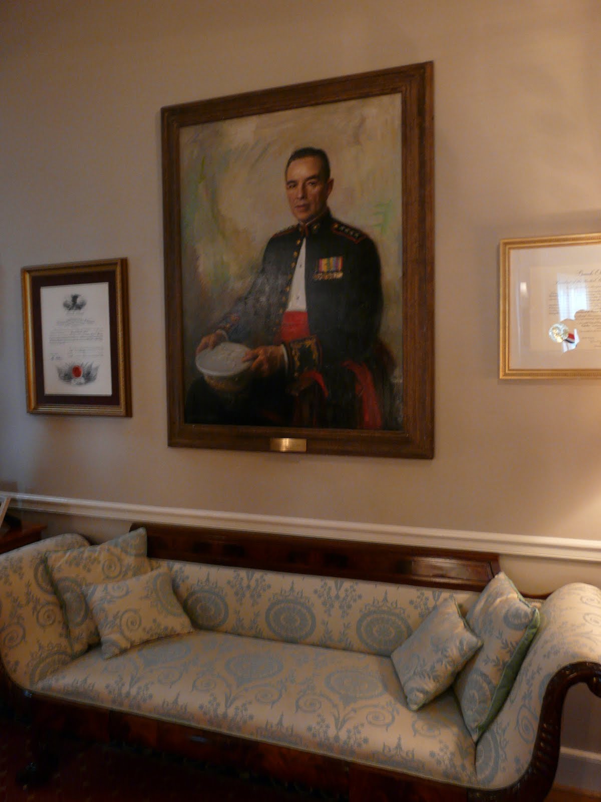 Tuxedo-moon: Tour of the Marine Commandant's Home