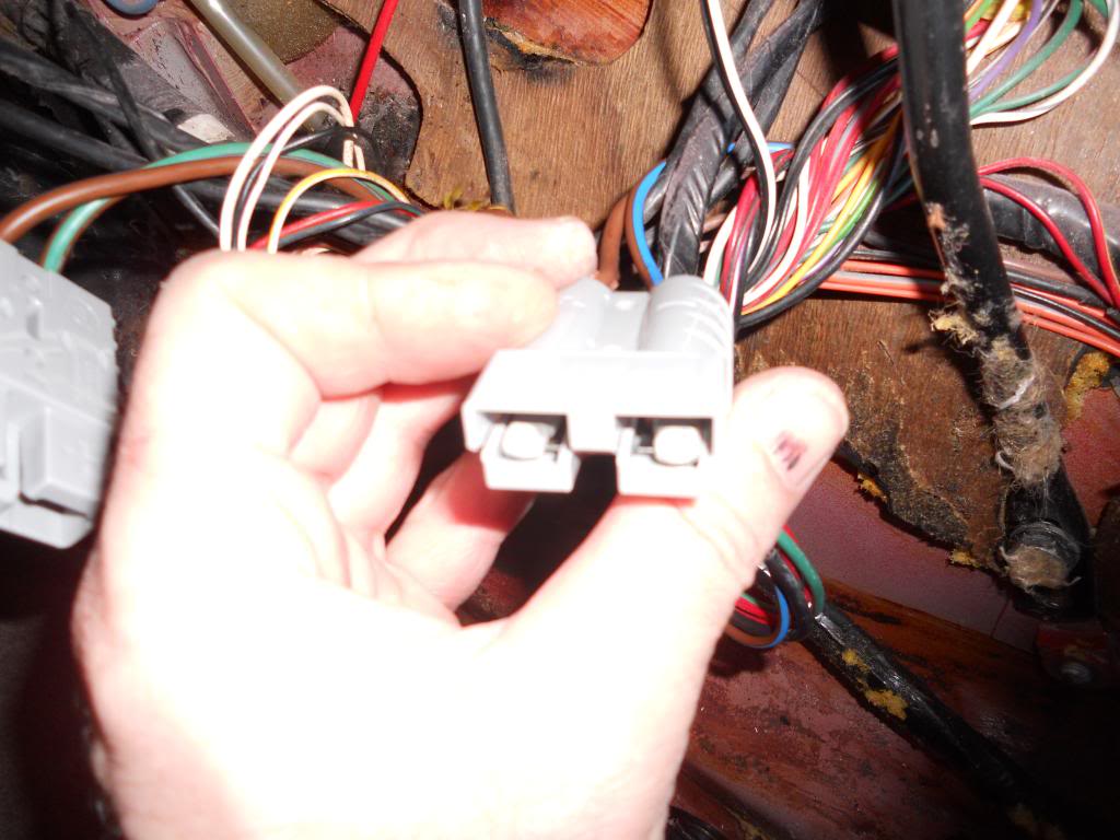 Jaguar XJS Restoration : XJS Delanair Mk3 Repair