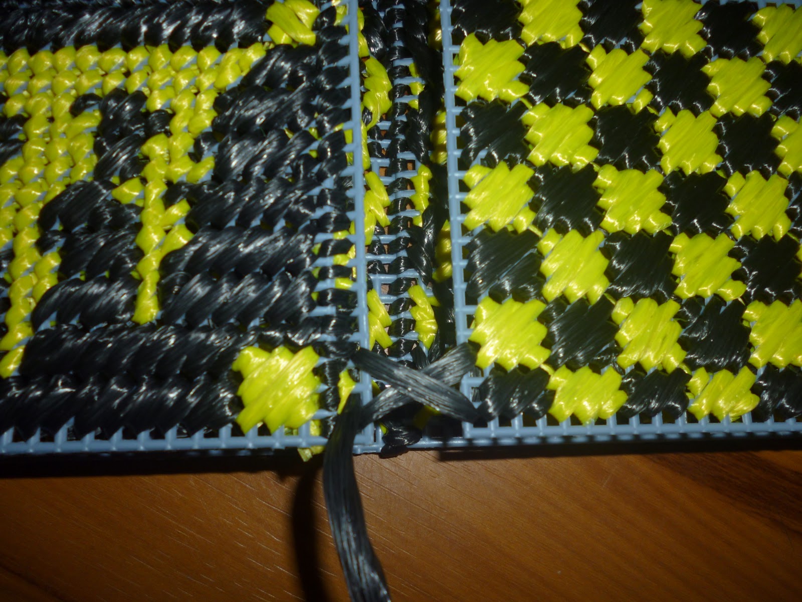 Manualidades KRL: Canva Cartera de Hombre