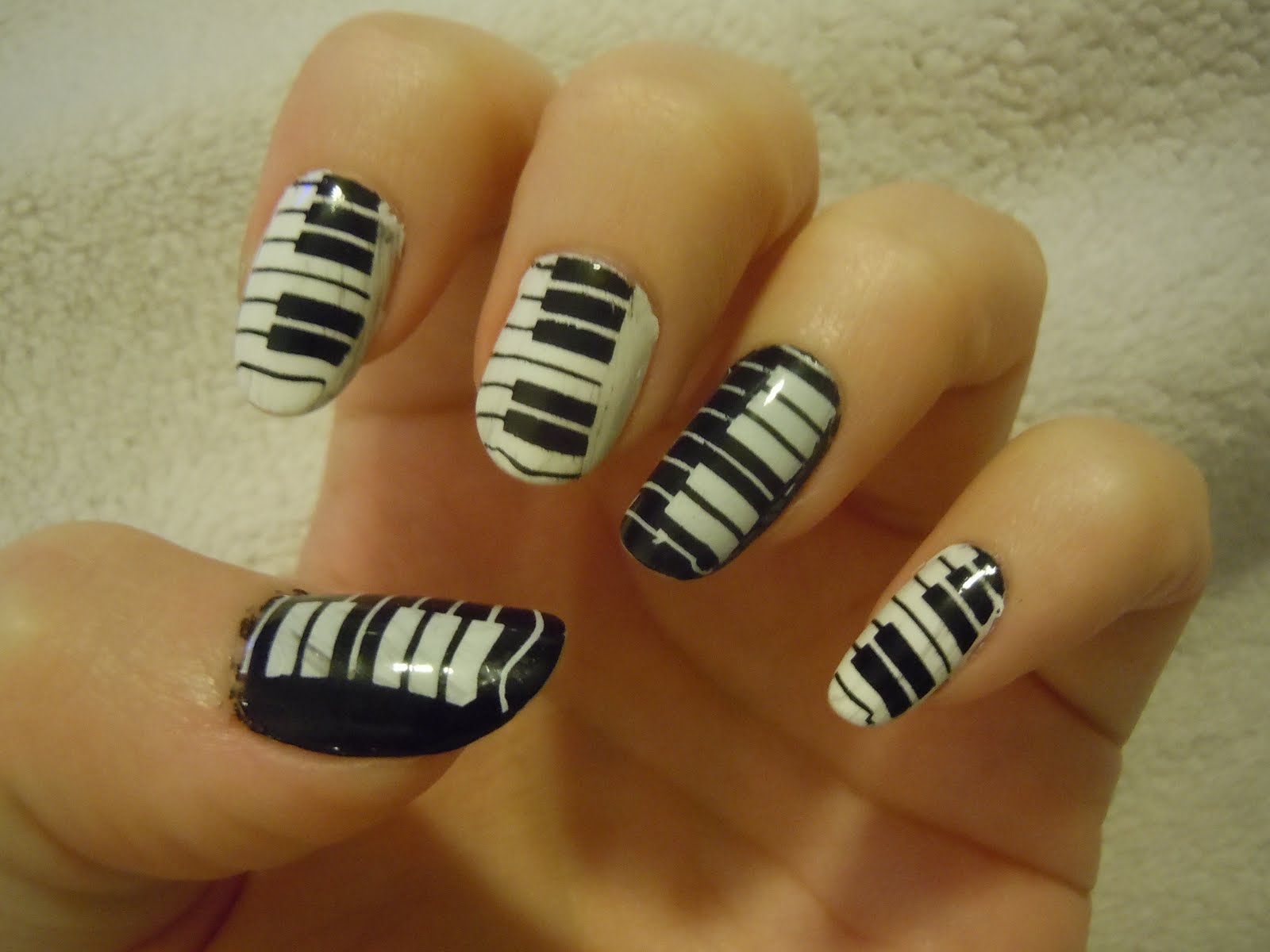 Bevy's Nails: Piano Keys