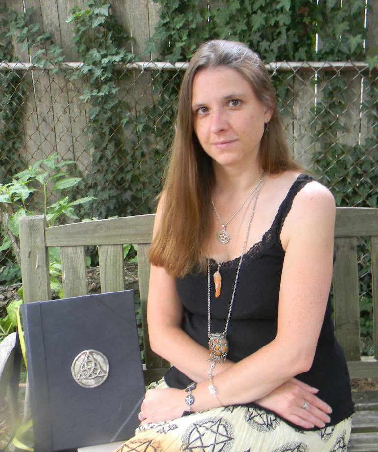 New Author Spotlight - Laura DeLuca!