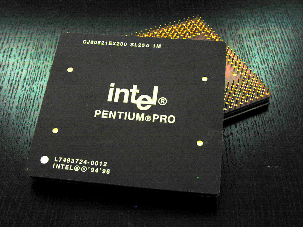 Intel за всеки от НАС: Компютърна система с процесор Pentium Pro и MMX