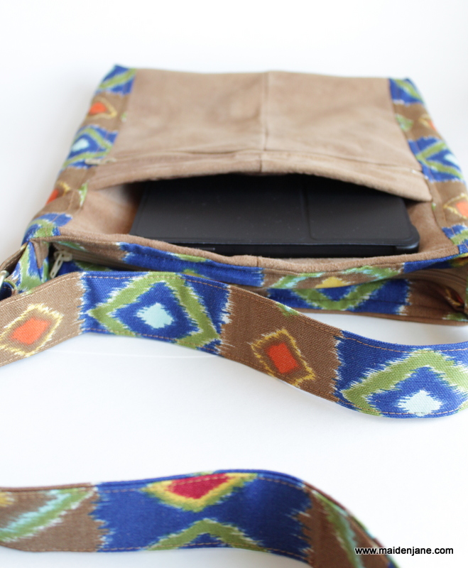 Two Zip Hipster PDF Pattern from Dog Under My Desk – Review | Maiden Jane