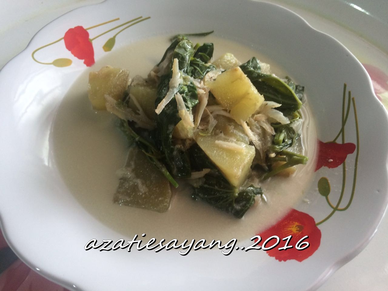 ♥♥Azatiesayang♥♥: Gulai Lemak Pucuk Keledek + Ubi keledek Putih