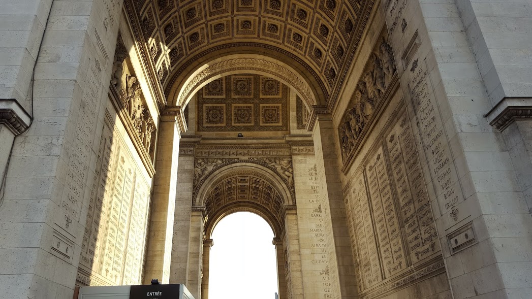 "Ta vaatab sellise pilguga nagu ta oleks eelmises elus inimene olnud ...