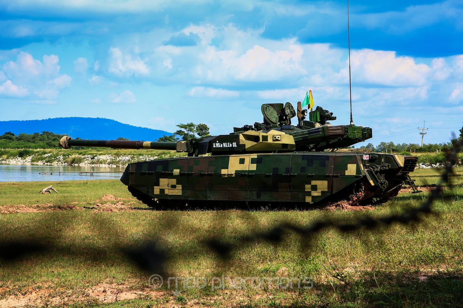 THAIDEFENSE-NEWS: รวมภาพ รถถังหลัก OPLOT - กองพันทหารม้าที่ 2 พล.ร.2 รอ.