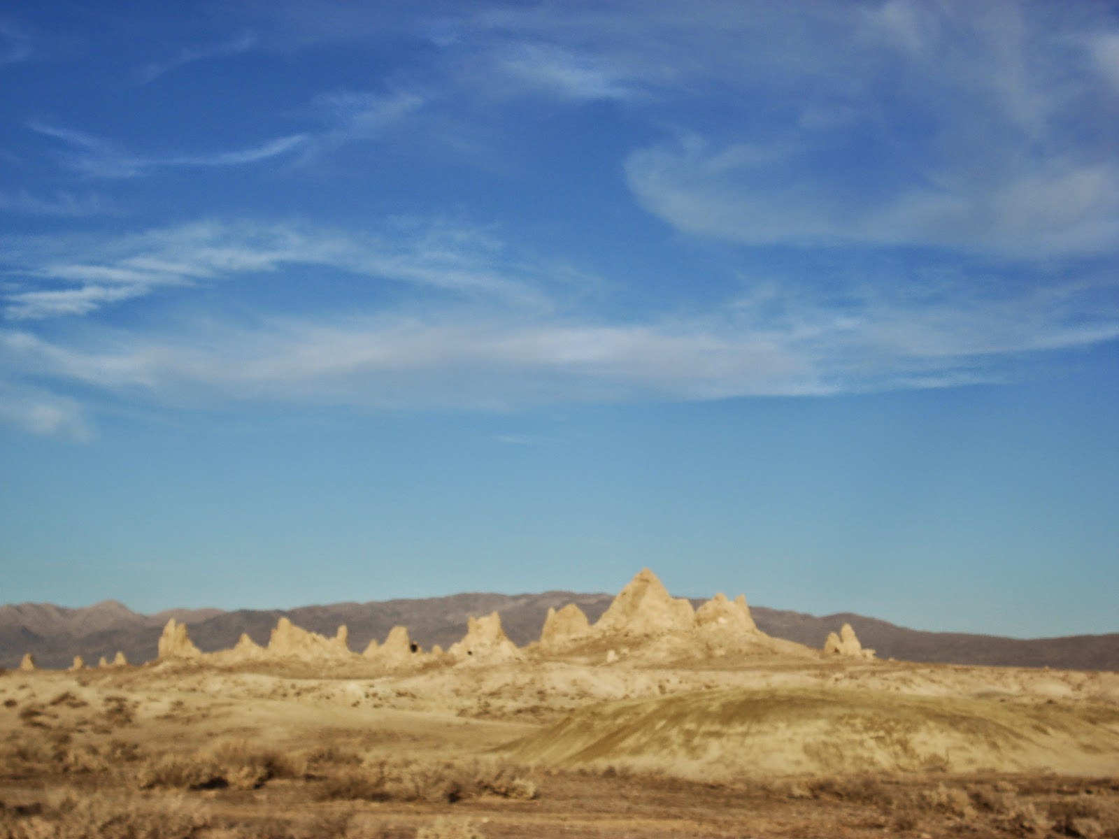 kate's california camping: 화성에서 달리는 기분을 느끼고 싶은 오프로드 장소 Trona Pinnacles ...