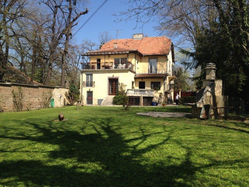 Belgrade, Senjak 260sqm/1000sqm land for sale