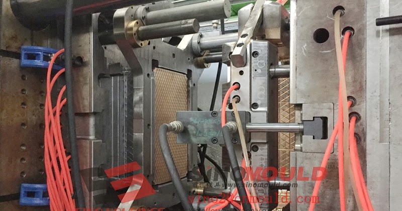 SINO MOULD & DKM: transport crate molding line service