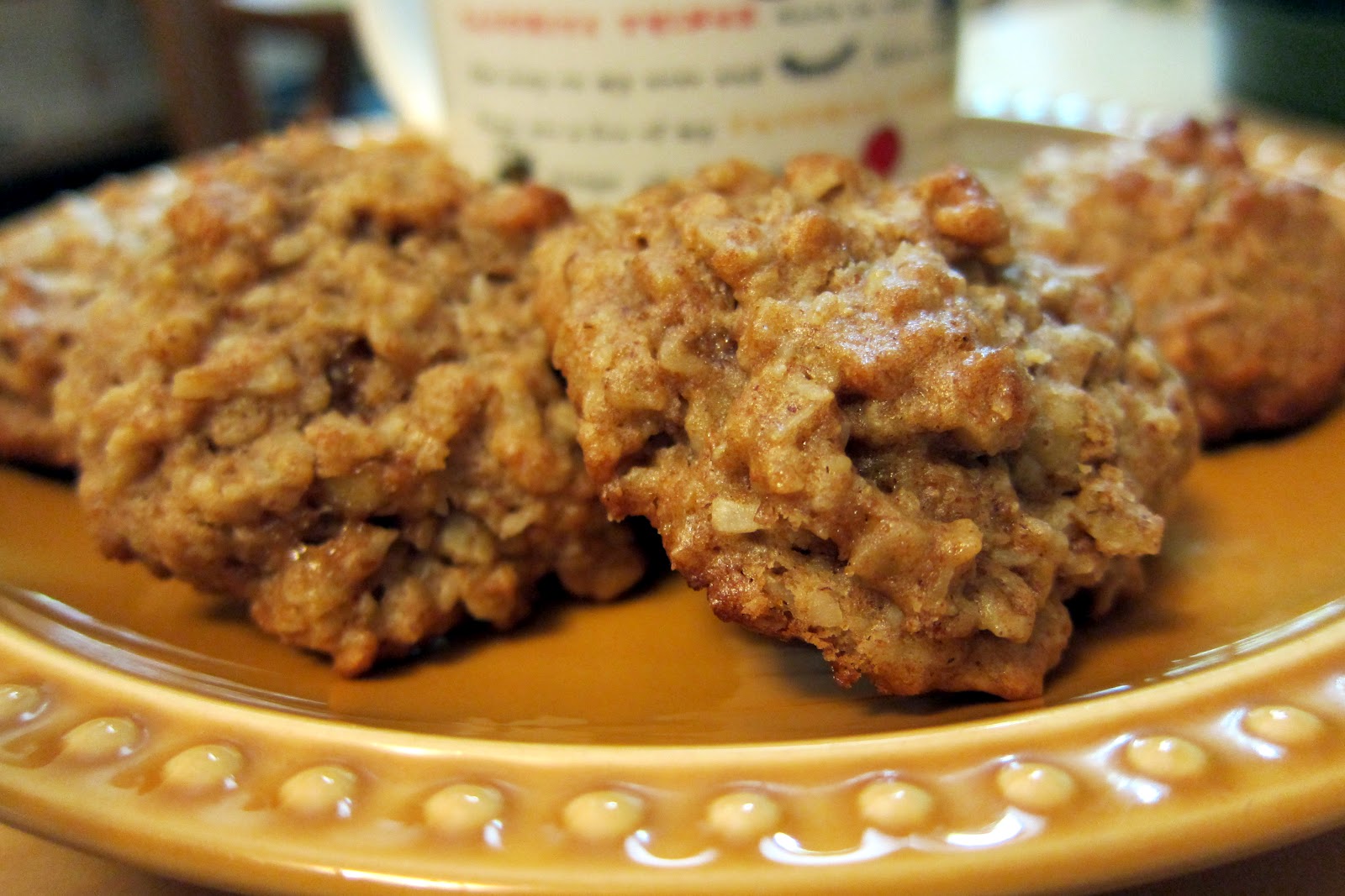 Prairie Lemon: Soft and Chewy Oatmeal Spelt Cookies