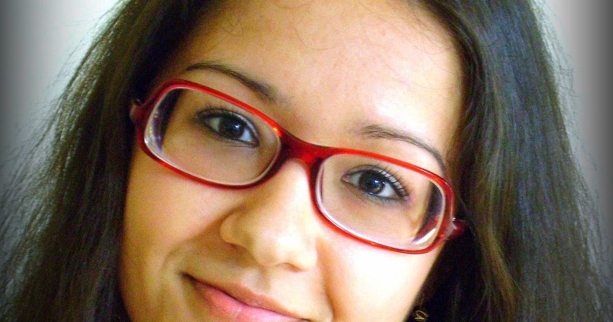 Gracious ladies behind crystal veil: Nostalgia 135 Farishta