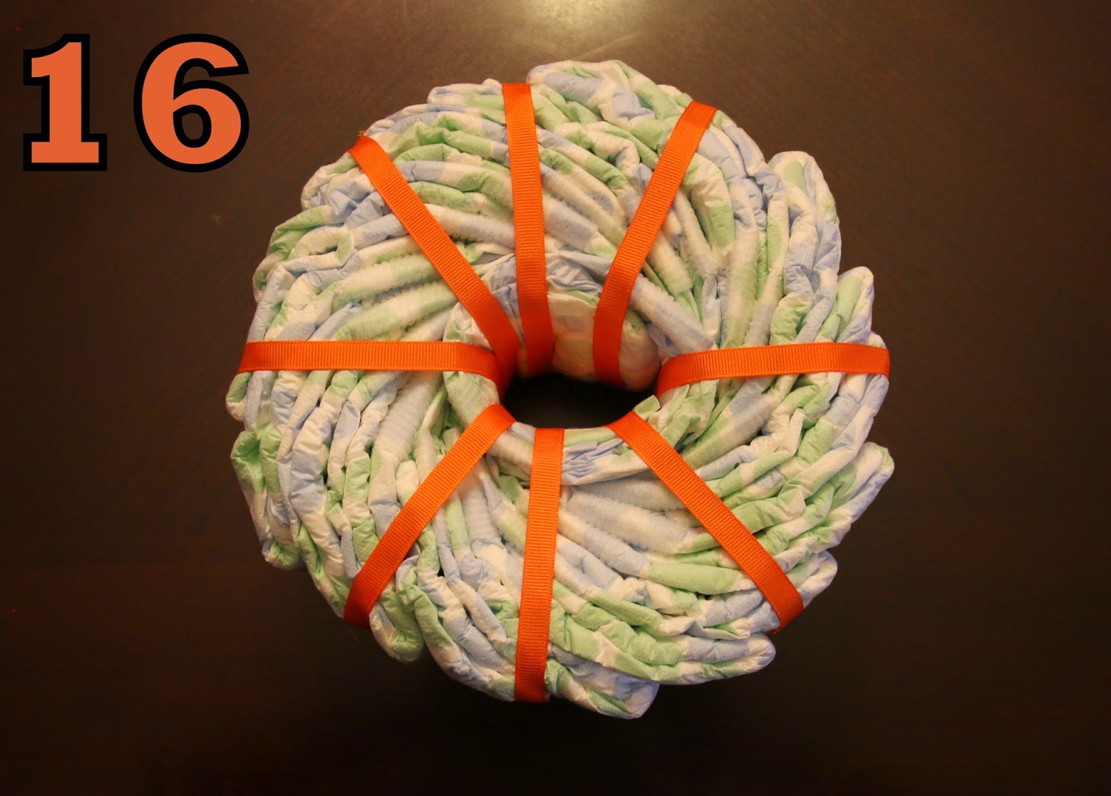 Zayra McCarty's Blog: Free Motorcycle Diaper Cake Tutorial