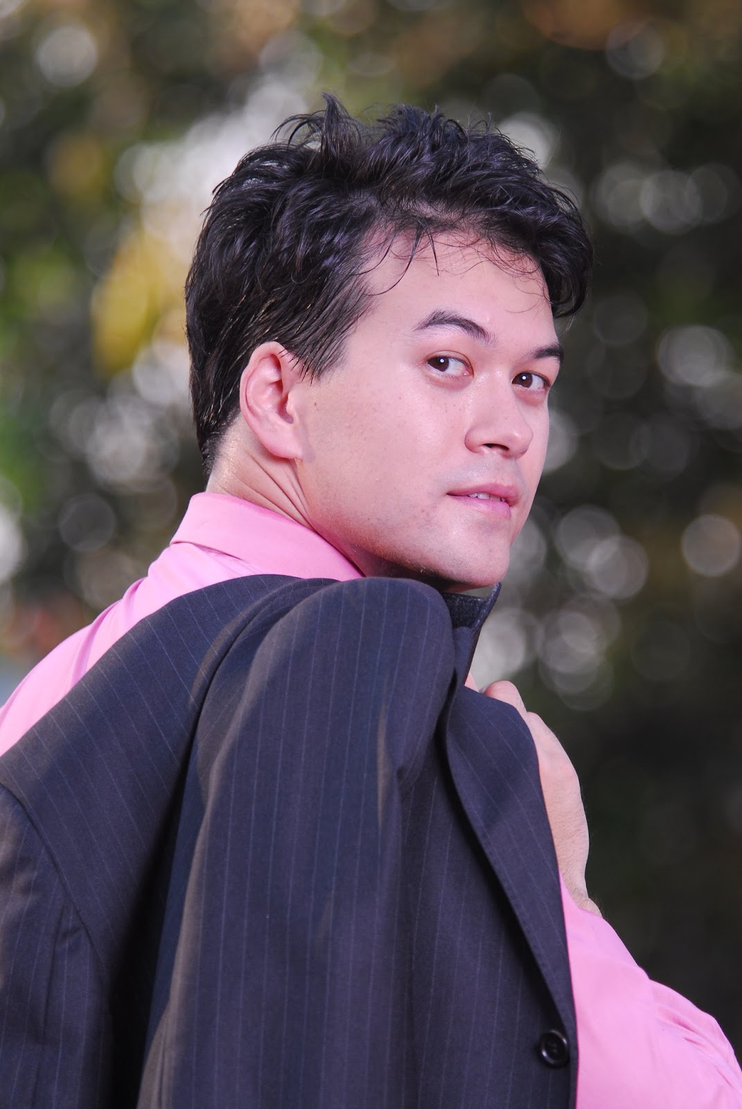 M y a n m a r H u n k s: Aung Thura