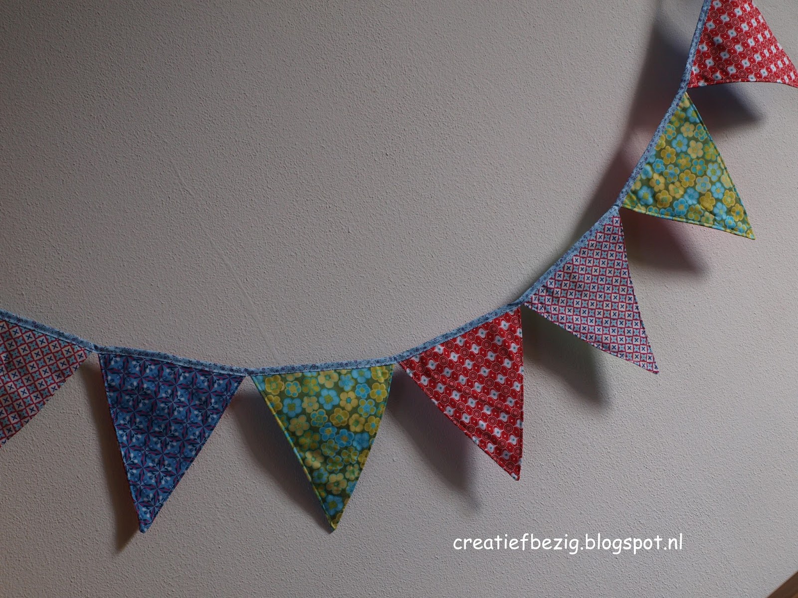 Creatief bezig: Vlaggetjes