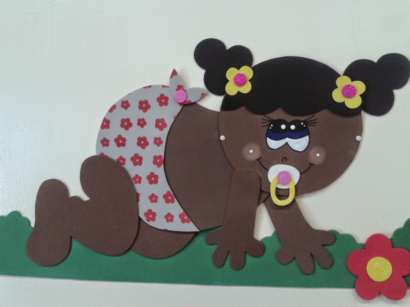 A ARTE DE EDUCAR E ENCANTAR : Bebês em eva