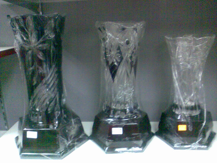 MEDAL & TROFI UNTUK SEMUA.: PIALA PUSINGAN KACA