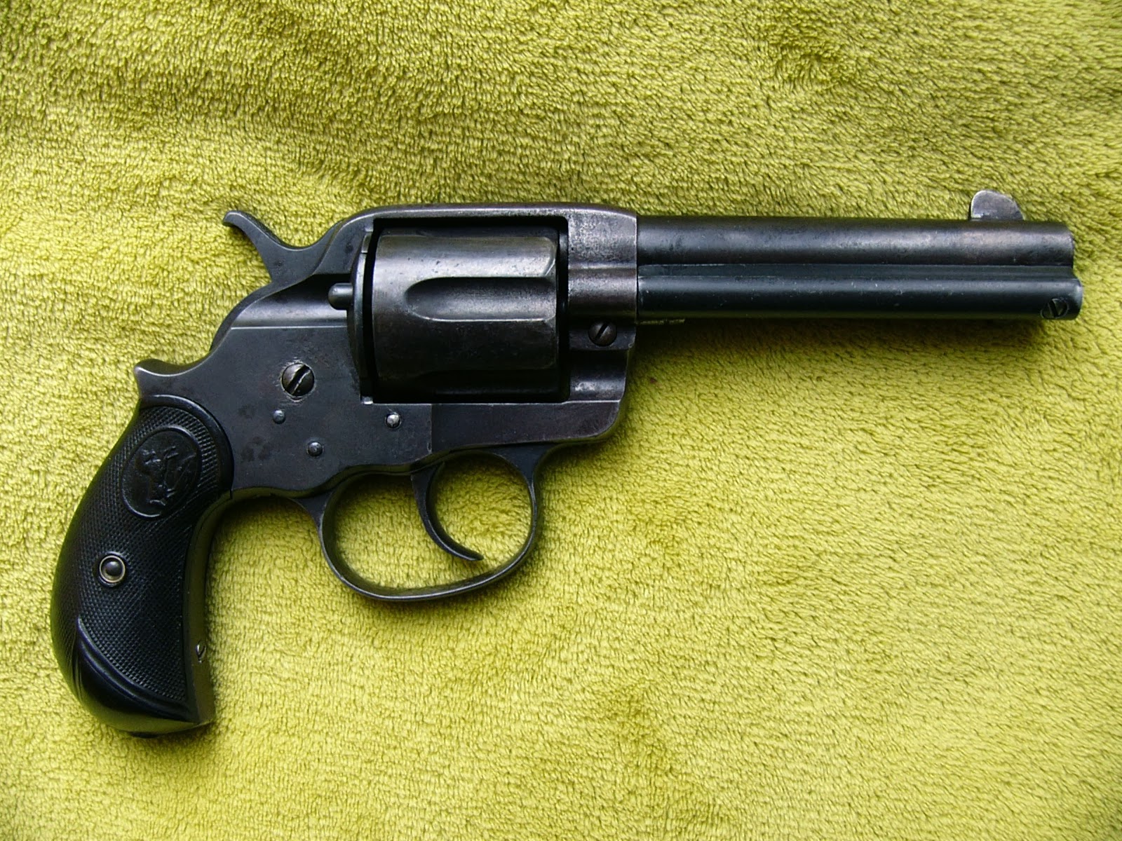 Sbírka historických zbraní: Colt M1878 Double Action "Frontier ...