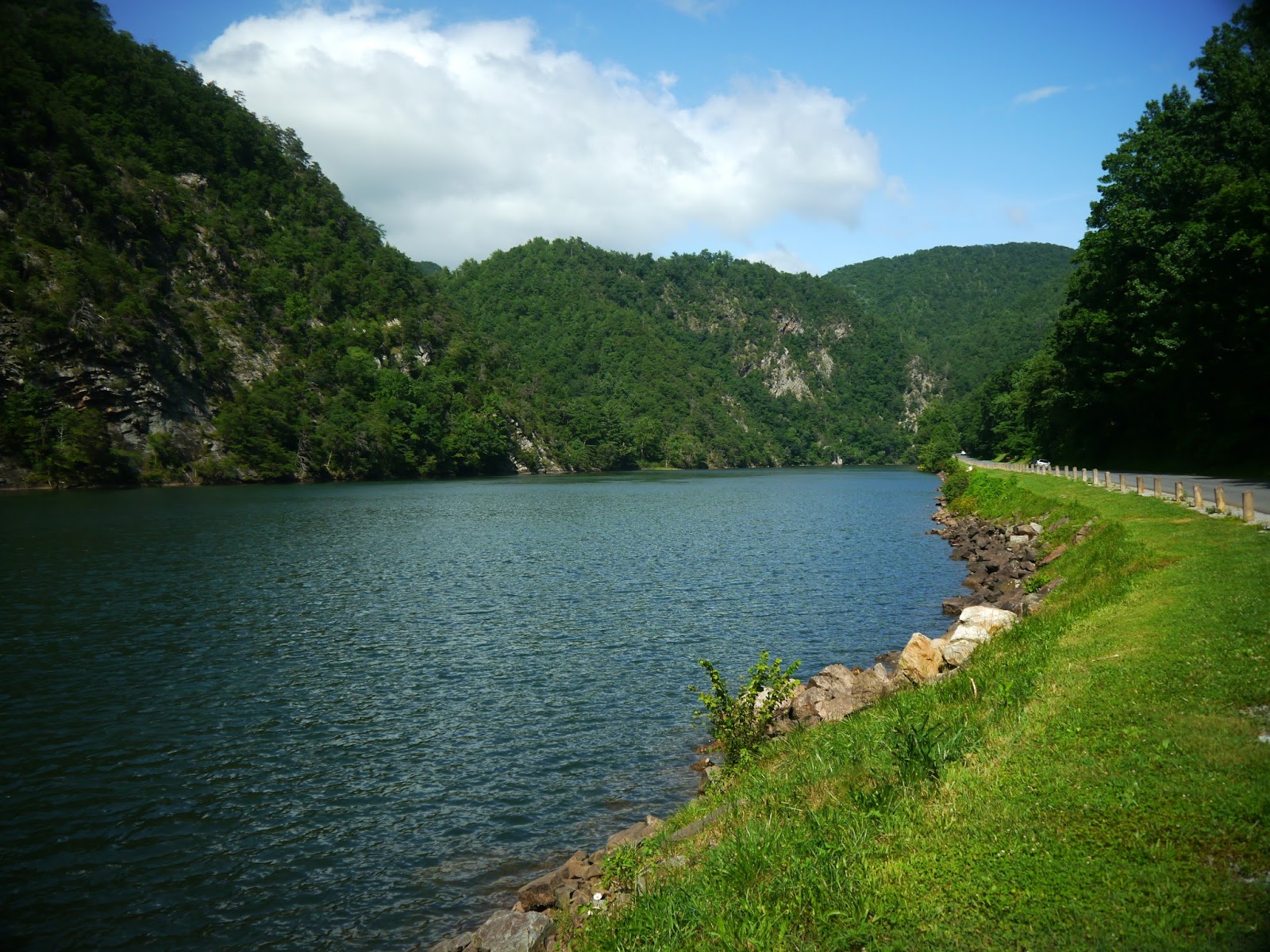American Travel Journal: Several East Tennessee Dams