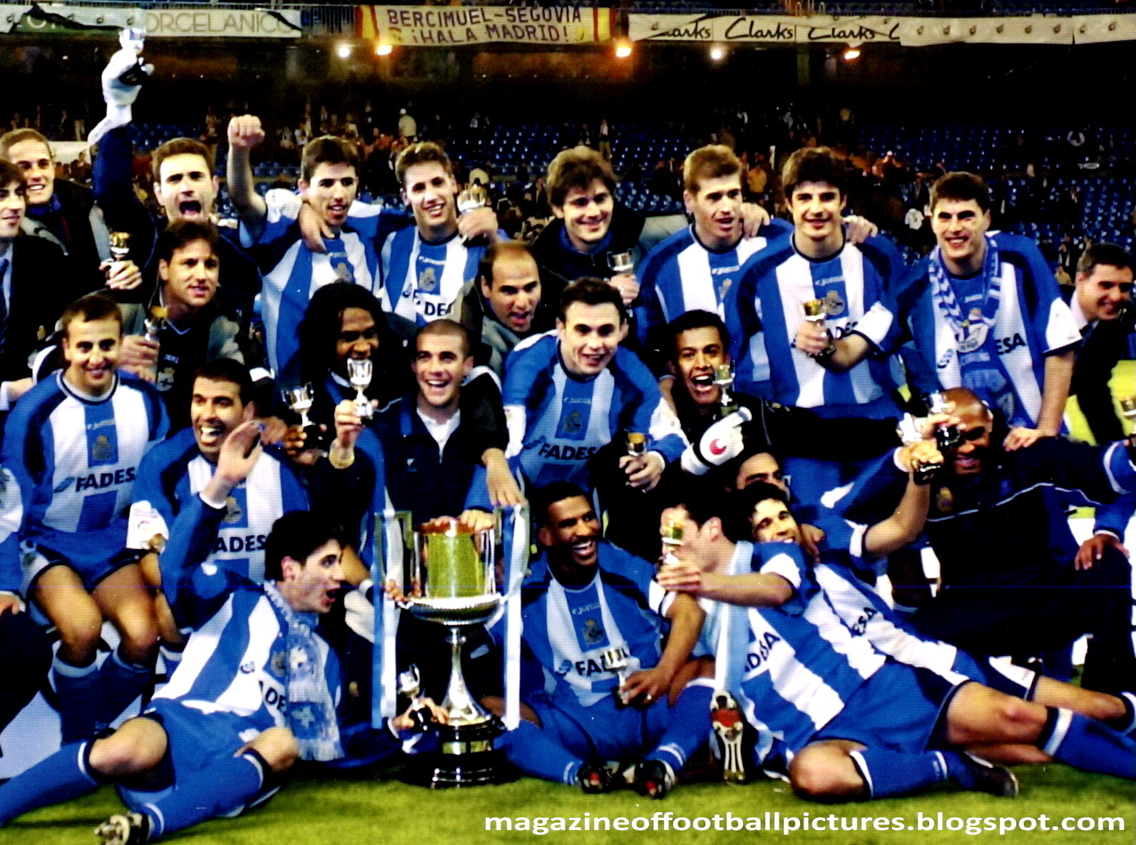 EQUIPOS DE FÚTBOL: Real Club DEPORTIVO DE LA CORUÑA