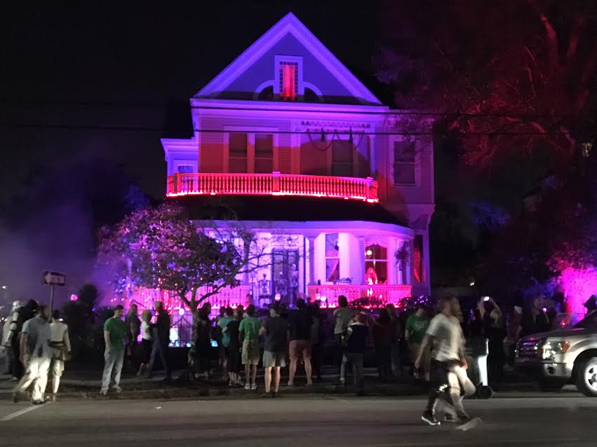 The Uptown Acorn: A Spooktacular Halloween {In the Garden District}