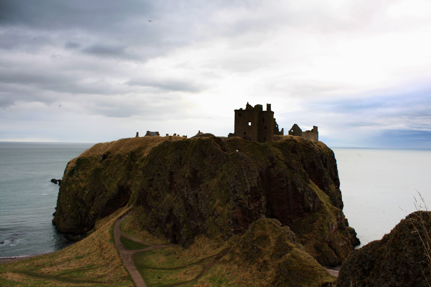 Trans Pond: A Scotish Castle